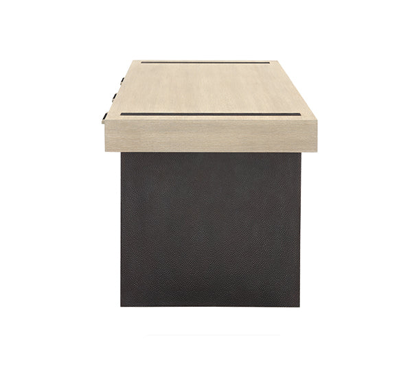 Ian Desk | MSC - JAMES Showroom